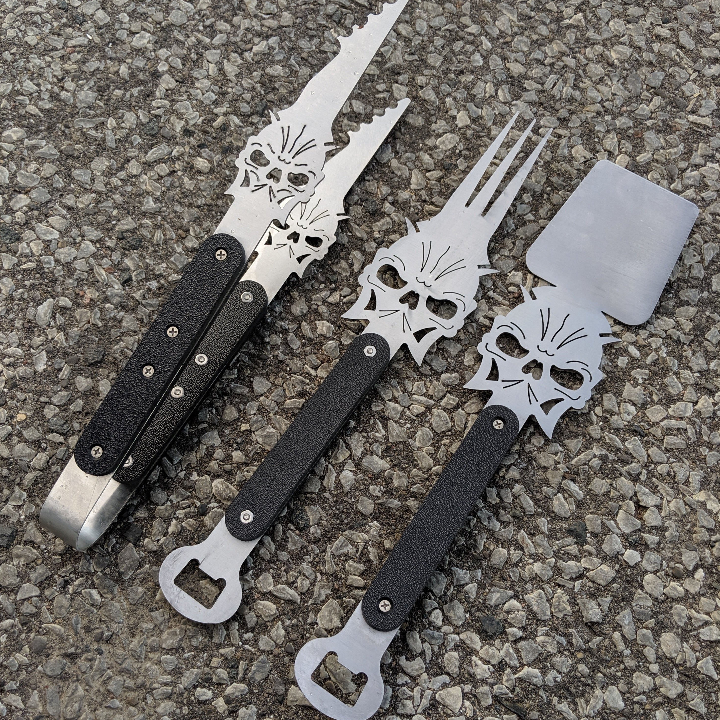 Skull BBQ Utensils - Set of Three – Main Event Emblems